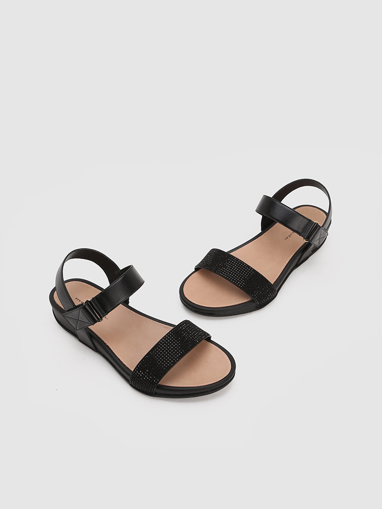 Bruno Flat Sandals – Matthews